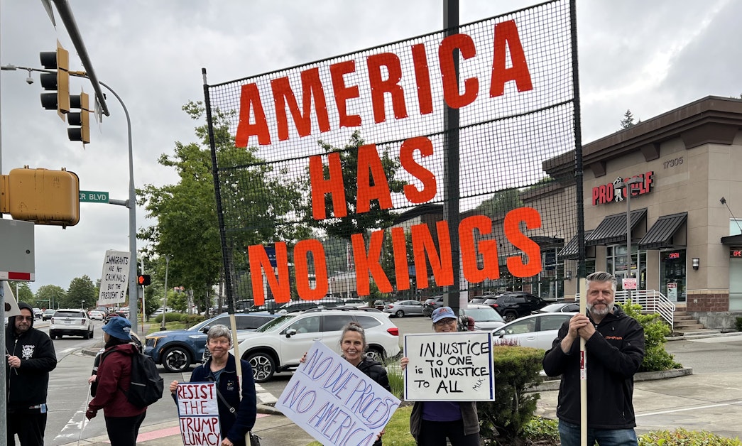 Southend Indivisible Sign Making Party! · Mobilize