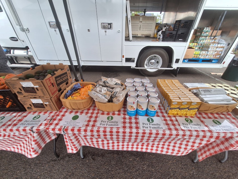 Mobile Pantry Distribution: Sheldon Community Center · FOOD For Lane County