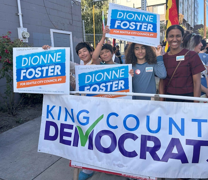 SIGN WAVE with Team Dionne the day before Election Day! · Dionne Foster