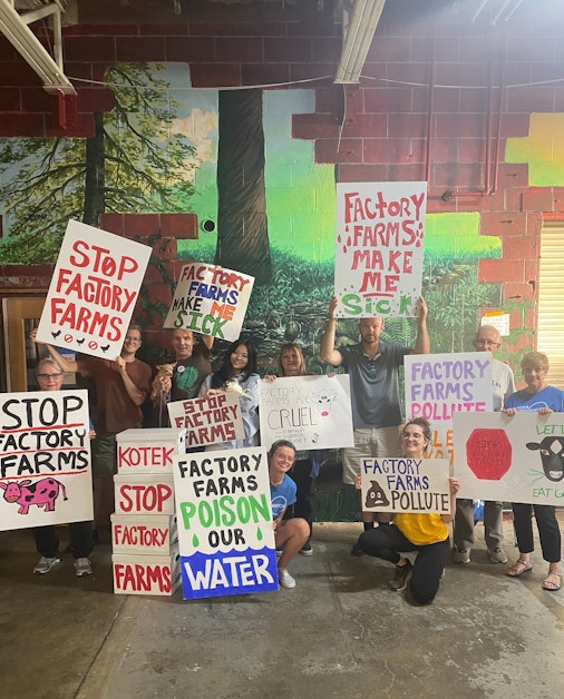 NY: The Impact of Factory Farms in New York · Food & Water Watch