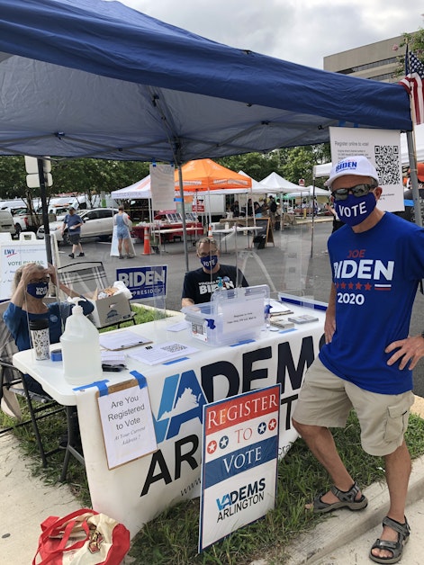 Early Voting Poll Greeting @ Walter Reed Community Center · Mobilize