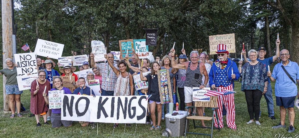 Lakewood, NJ #Workers Over Billionaires Labor Day · OLV Sign Brigade