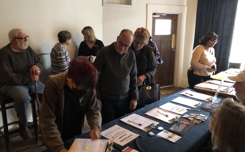 Petition Signing (With Candidates) · Mobilize